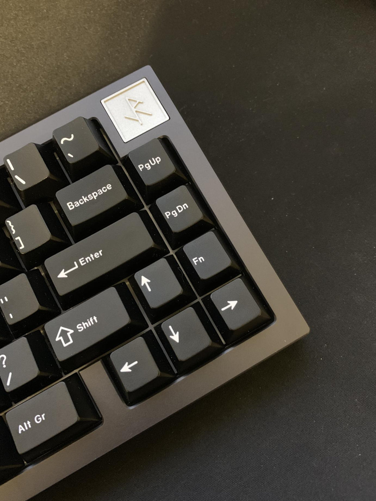 Iron165 Keyboard by Smith+Rune – CannonKeys